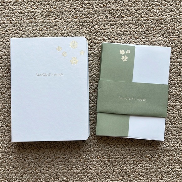 Van Cleef & Arpels | Other | Van Cleef Arpels Stationary Set 8 ...